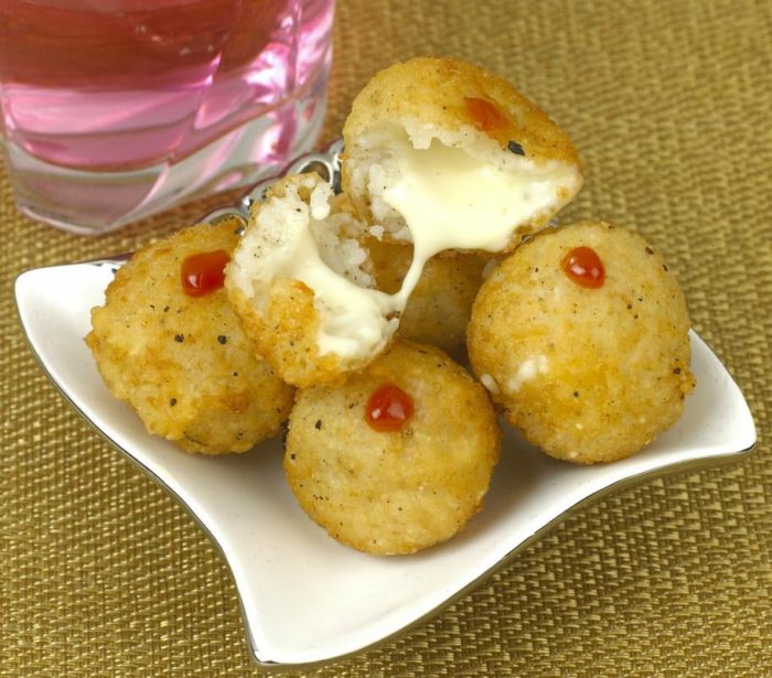 स्नैक्स कॉर्नर: चीज़ी राइस फ्रिटर्स (Snacks Corner: Cheesy-Rice ...